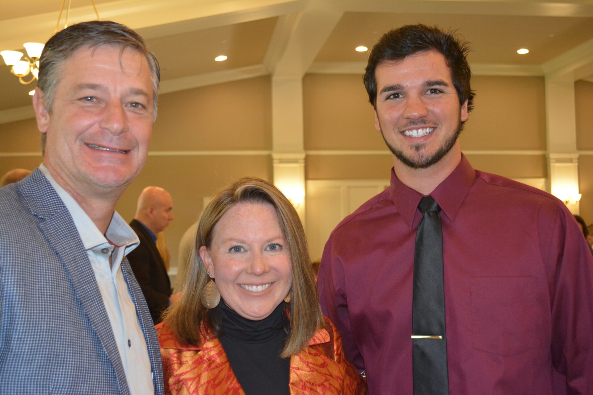 Former MLB pitcher Moyer goes to bat for kids - Eluna